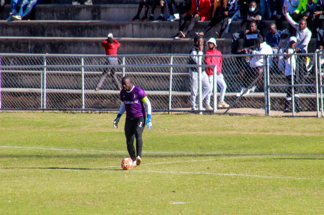 Hooliganism fines cost Zimbabwe’s Highlanders FC $68,000 in 5 years ...