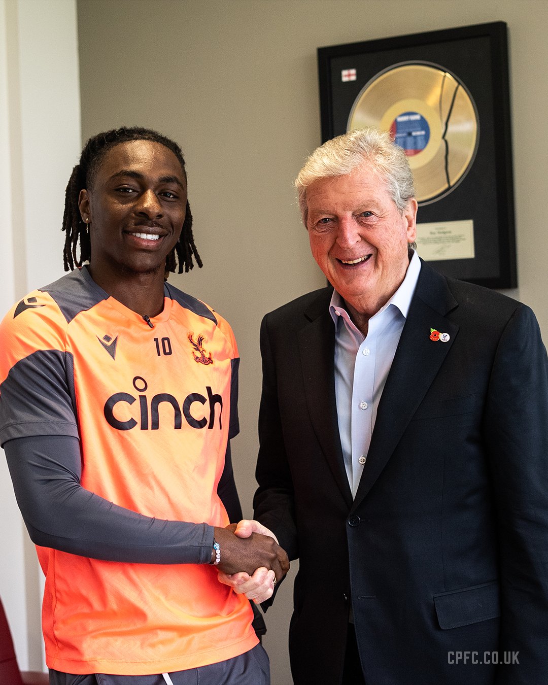 Done Deal: Eberechi Eze signs new Crystal Palace contract - Africa Top ...