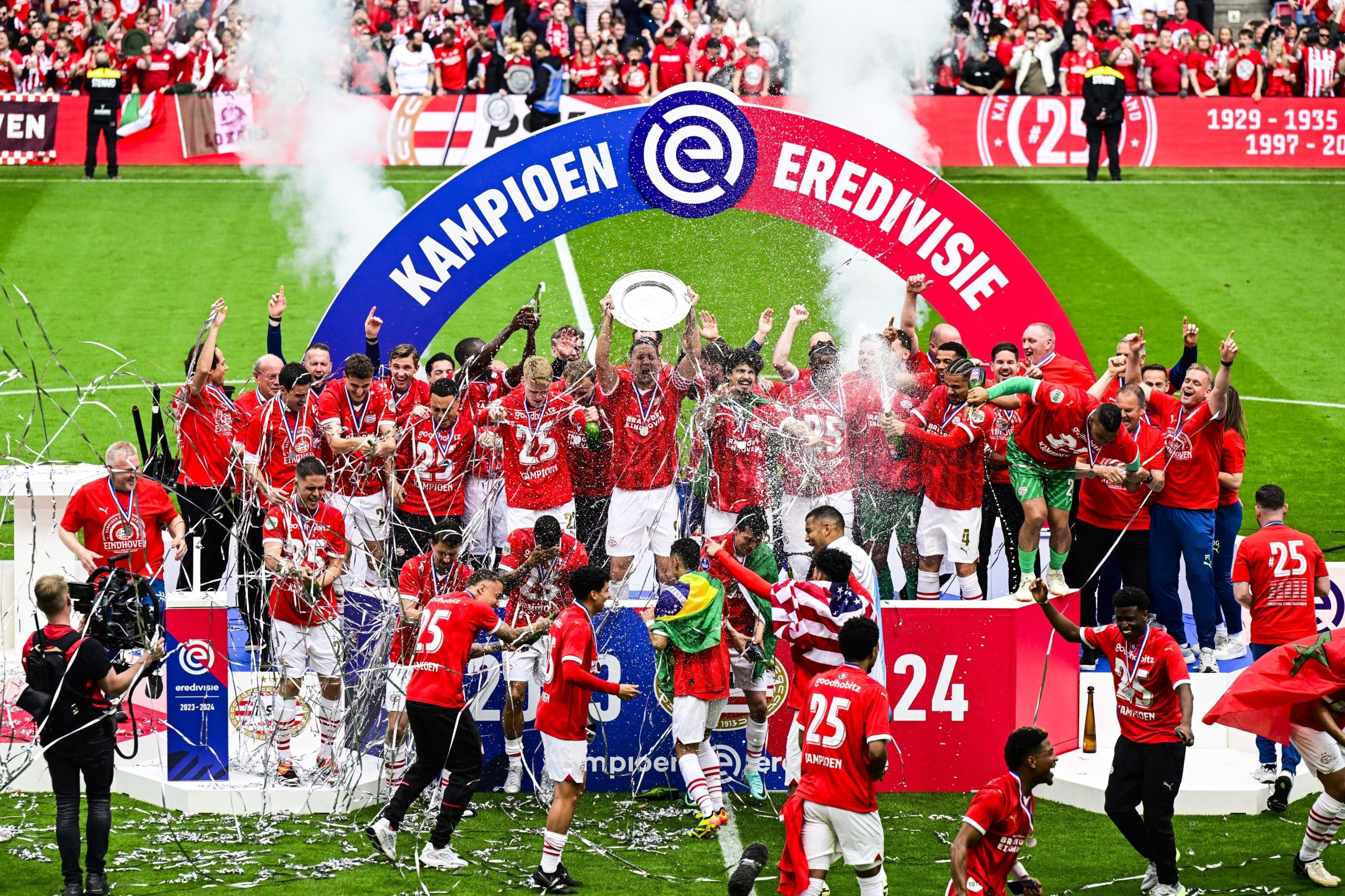 PSV Win Eredivisie Title After Six Years Hiatus
